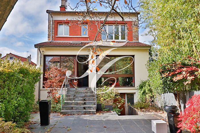 Maison à vendre - Saint-Cloud, Montretout, Coutureau - 8 pièces - 4 chambres