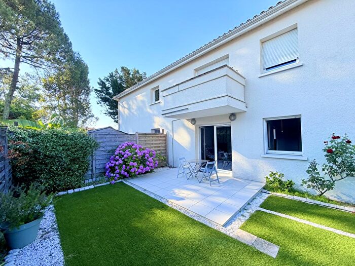 Eysines, Le Bourg : Appartement 2 pièces à vendre