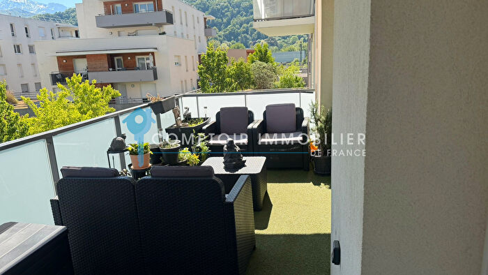 Appartement à vendre - Saint-Martin-dHères - 2 pièces - 1 chambre