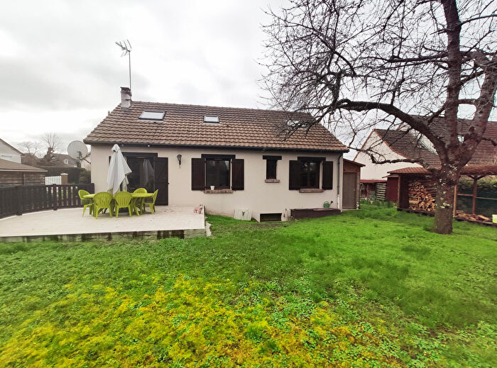 Maison à vendre - Saint-Ay - 4 pièces - 3 chambres