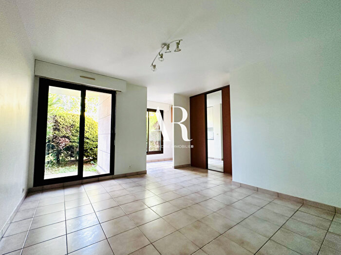 Appartement 1 pièce à Le Perreux-sur-Marne, Centre-ville, Quais d'Argonne, à louer