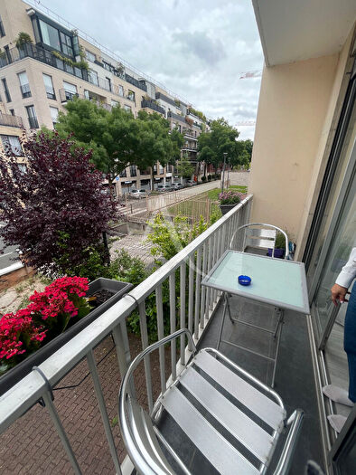 Suresnes, République - Appartement 3 pièces à vendre
