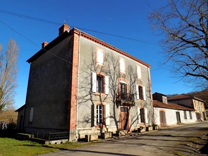 Maison à vendre - Boulogne-sur-Gesse - 11 pièces