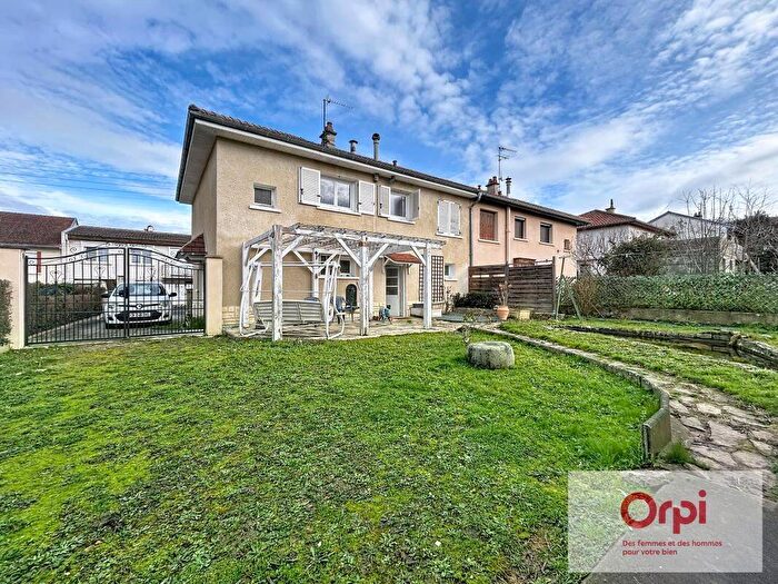 Maison à louer - Rimard-Marignon, Montluçon - 4 pièces - 3 chambres