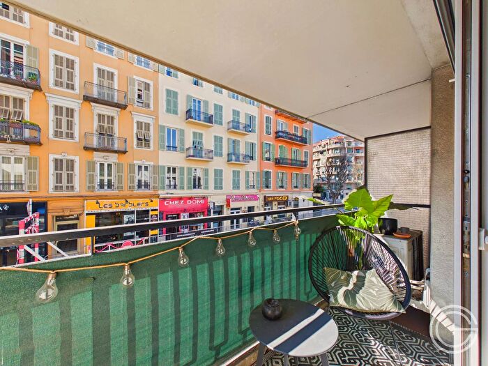 Appartement à vendre - Nice, Le Port - 2 pièces - 1 chambre