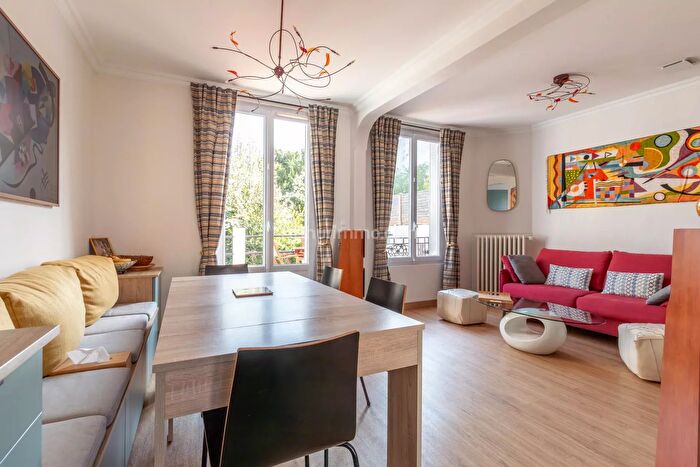 Maison à vendre - Fontenay-sous-Bois, Proche Bois de Vincennes, Rer A - 5 pièces - 4 chambres