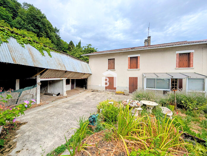 Maison 5 pièces à Maubec, à vendre