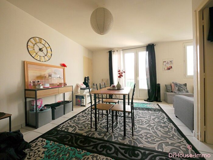 Appartement 4 pièces à vendre à Troyes, Ecrevolles