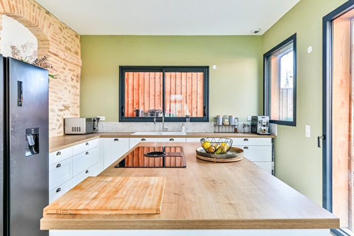 Maison à vendre - Salles - 6 pièces - 4 chambres