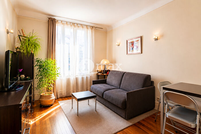 Asnières-sur-Seine, Centre-ville - Appartement 2 pièces à vendre