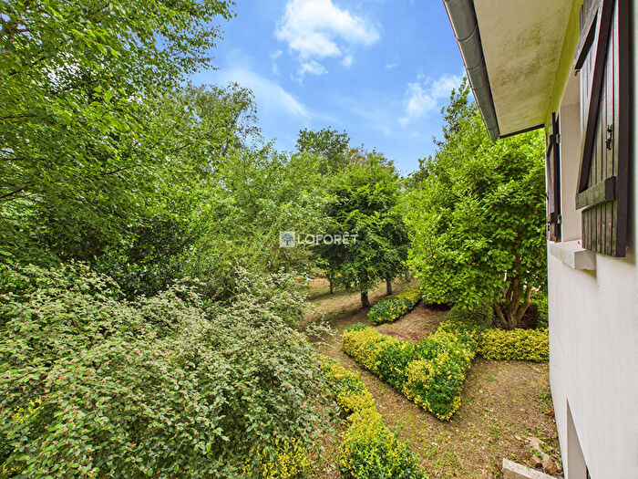 Maison à vendre - Saint-Yvi - 5 pièces - 3 chambres