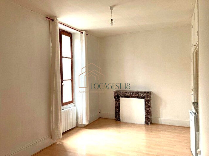 Bourges, Centre-ville, Charlet, Lahitolle, Pignoux, Sembat : Appartement 1 pièce à louer