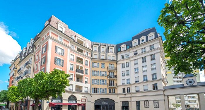 Carnot, Romainville : Appartement 4 pièces à louer
