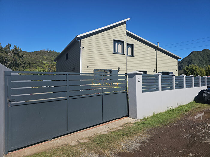 Maison à vendre - La Plaine-des-Palmistes - 4 pièces - 3 chambres