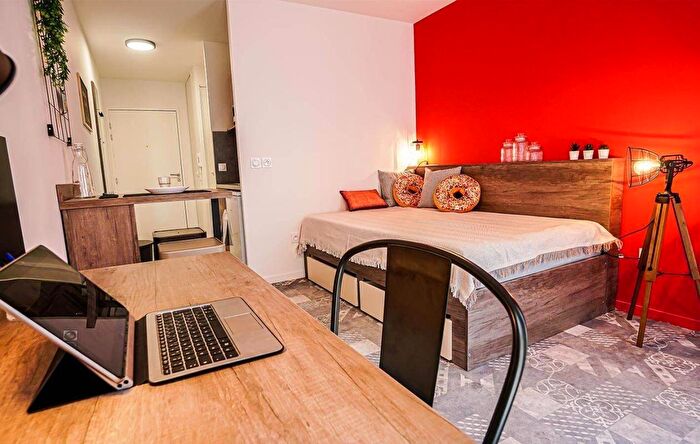 Appartement à louer - Le Port, Caen - 1 pièce