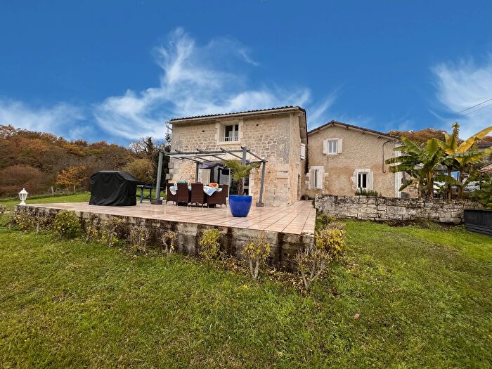 Maison à vendre - Garat - 8 pièces - 3 chambres