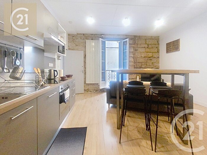 Maison 6 pièces à Pézenas, à vendre