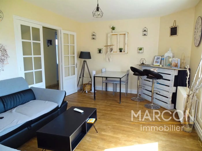 Appartement 3 pièces à postalCode, à louer