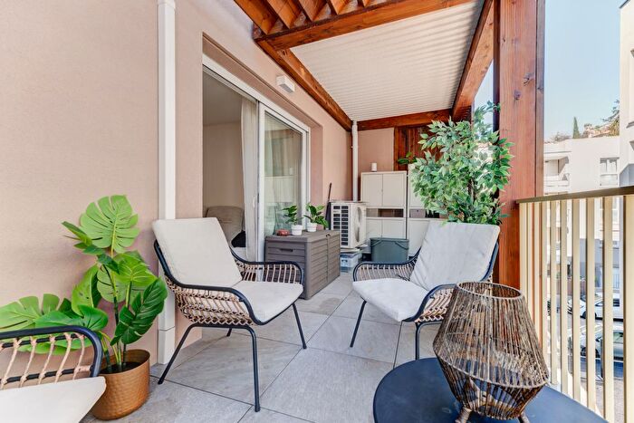 Appartement à vendre - Nice, Saint-Isidore - 4 pièces - 3 chambres