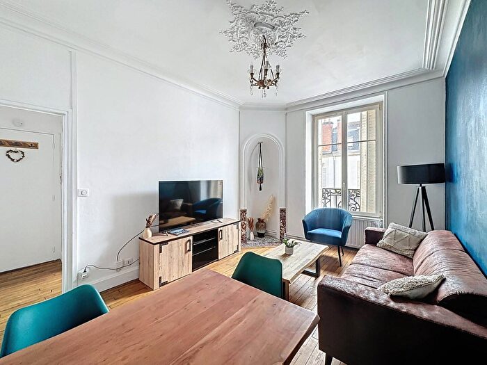 Appartement à louer - Nancy - 3 pièces - 2 chambres