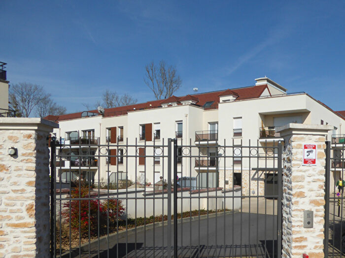 Mennecy, Centre-ville, Gare, Châtries, Château, Bel-Air - Appartement 3 pièces à louer