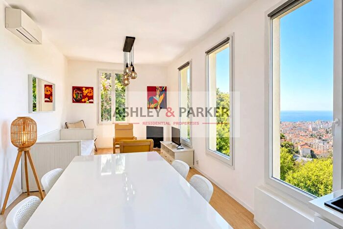 Nice, Madeleine - Maison 5 pièces à vendre