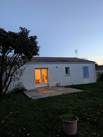 Maison à vendre - Rétaud - 4 pièces - 3 chambres