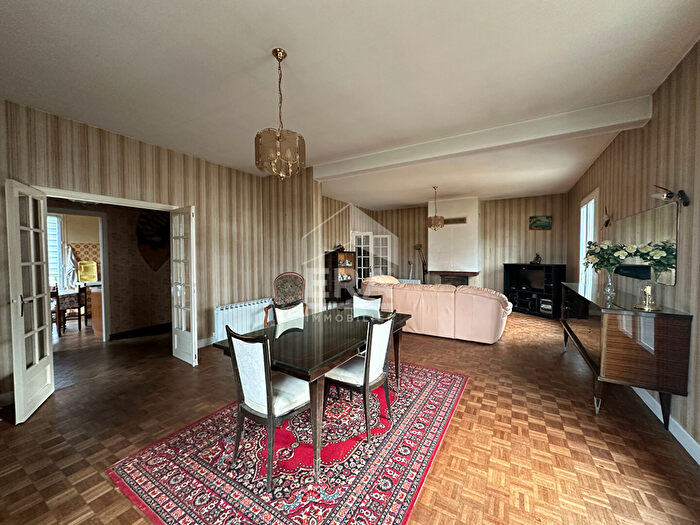 Maison à vendre - Saint-Maur - 5 pièces - 4 chambres