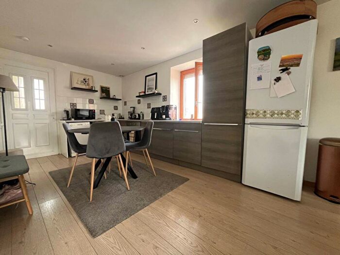 Appartement à louer - La Coupee, Charnay-lès-Mâcon - 2 pièces - 1 chambre