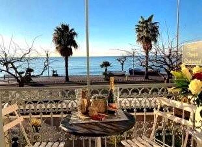 Appartement à louer - Cagnes-sur-Mer - 2 pièces - 1 chambre