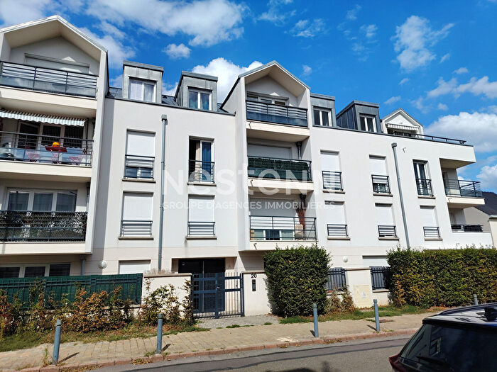Appartement 4 pièces à vendre à Montigny-le-Bretonneux, Le Village