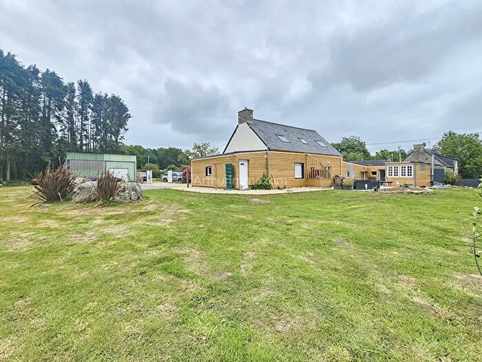 Maison 5 pièces à Plésidy, à vendre