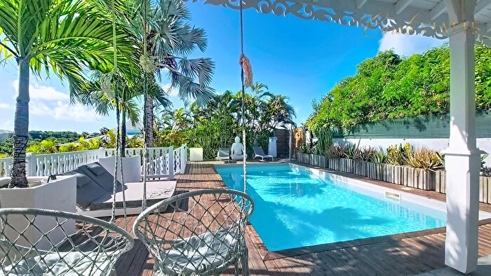 Maison 5 pièces à Saint-François, à vendre