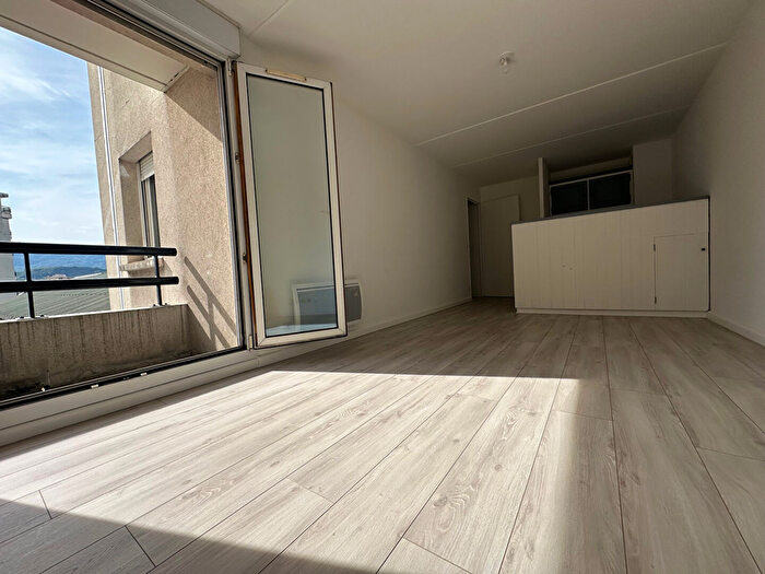 Chambéry, Centre-ville : Appartement 2 pièces à vendre