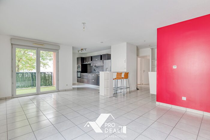 Appartement à vendre - Meyzieu, Sud Ouest - 3 pièces - 2 chambres