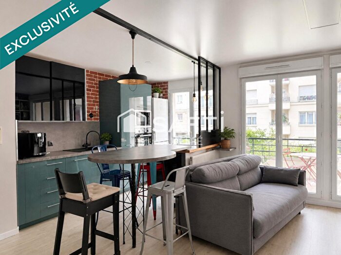 Appartement 3 pièces à vendre à Issy-les-Moulineaux, Les Iles, La Ferme