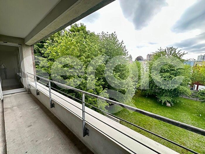 Appartement à louer - Lille, Saint-Maurice, Pellevoisin - 3 pièces - 2 chambres