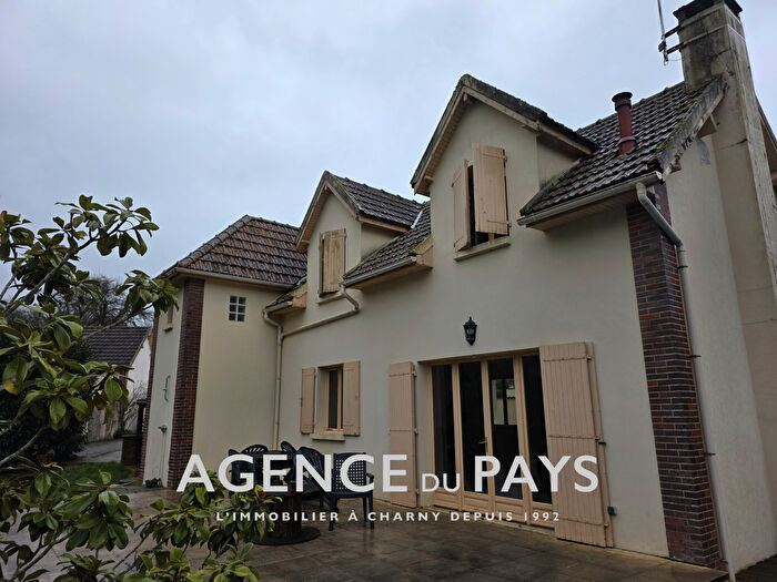 Maison à vendre - Prunoy - 4 pièces - 3 chambres