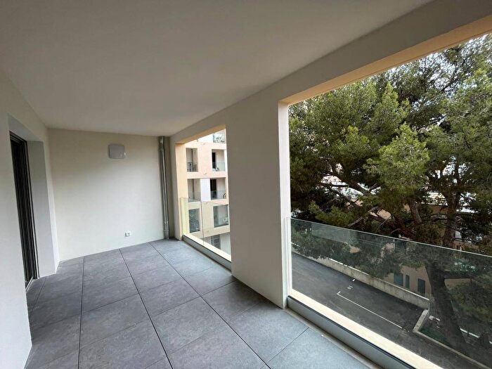 Encagnane, Aix-en-Provence : Appartement 3 pièces à louer