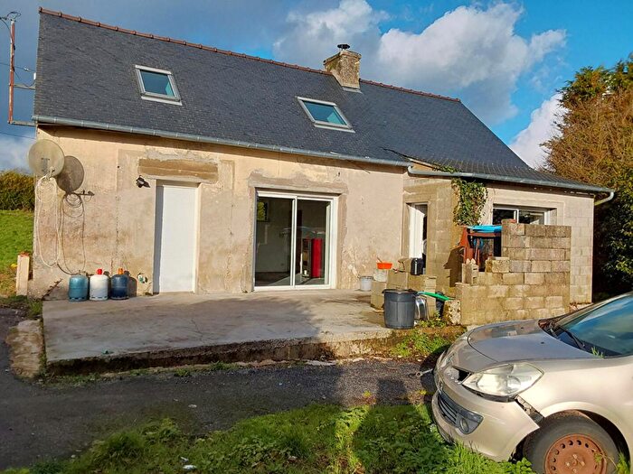 Maison à vendre - Glomel - 4 pièces - 2 chambres