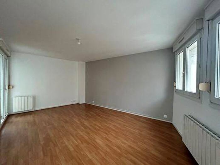 Appartement 3 pièces à louer à Bois d'Amour-Porte de Paris-Courlancy, Reims