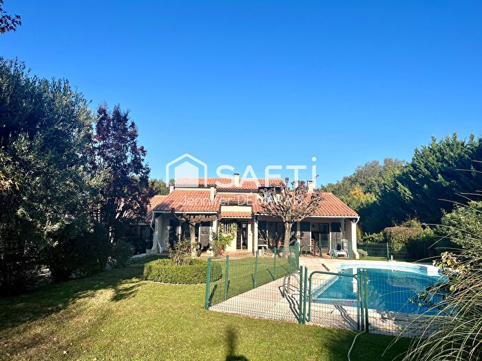 Maison à vendre - Gratentour - 6 pièces - 5 chambres