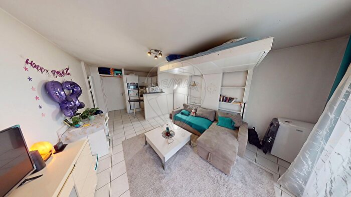 Appartement à vendre - Livry-Gargan, Nord - 1 pièce