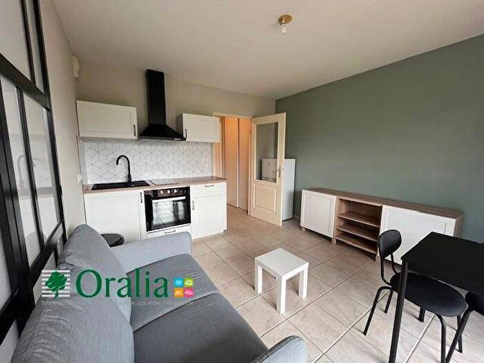 Appartement à louer - Corcelles-Bas de Chanot, Chevigny-Saint-Sauveur - 1 pièce