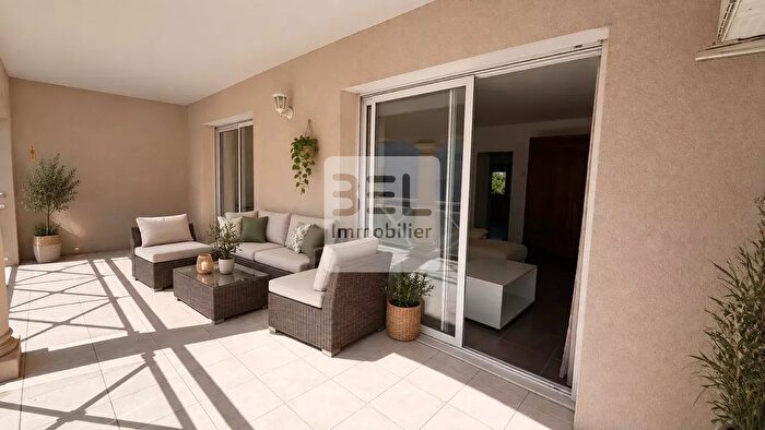 Bagnols-sur-Cèze, Bosquet : Appartement 3 pièces à vendre