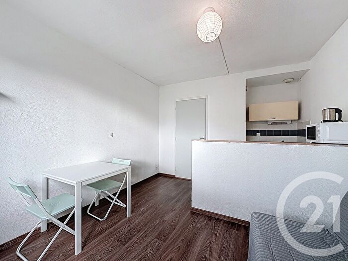 Appartement à louer - Tours, Lac - 1 pièce