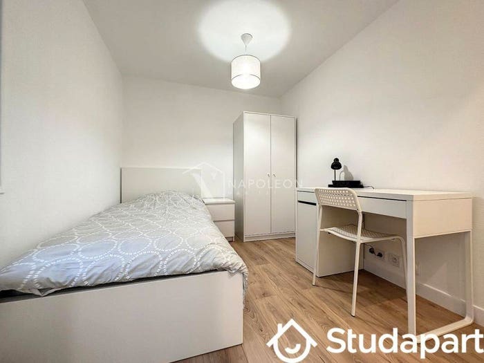 Appartement 1 pièce à Cheminots-Acacias-Faubourg de Lille, Valenciennes, à louer
