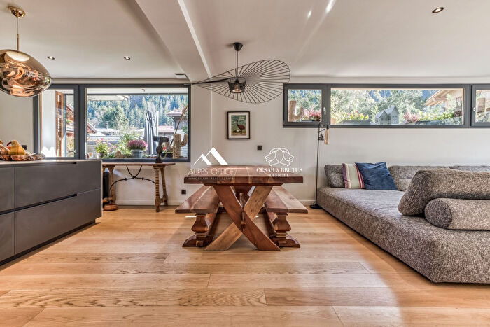 Appartement à vendre - Chamonix-Mont-Blanc, Centre-ville, Gare, Mouilles, Mollard, Lyret - 5 pièces - 4 chambres