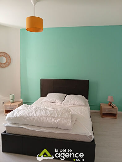 Appartement à louer - Montluçon, Saint-Jean, Chantoiseau, Ilets - 2 pièces - 1 chambre