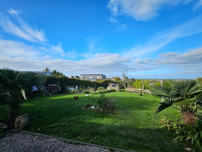 Maison à vendre - Crozon - 8 pièces - 4 chambres